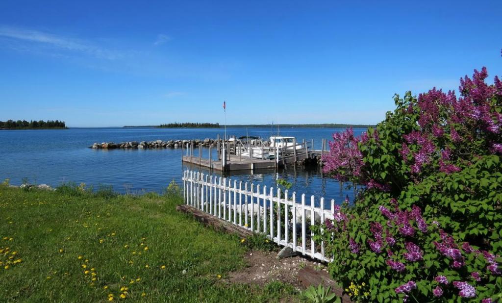 Les Cheneaux Islands » Tom Cubberly's Timeline Photos » Savior Connect