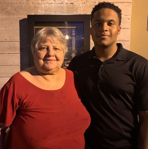 Sarah Locklear's Profile Pictures » Savior Connect